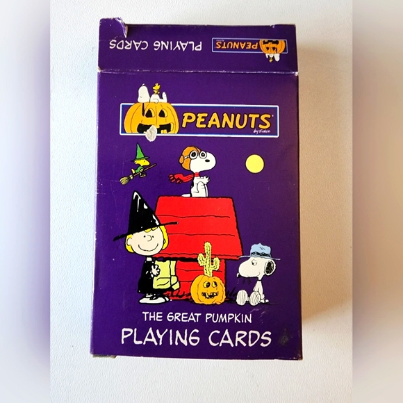 Peanuts | Games | Nib Peanuts And Snoopy The Great Pumpkin Playing ...
